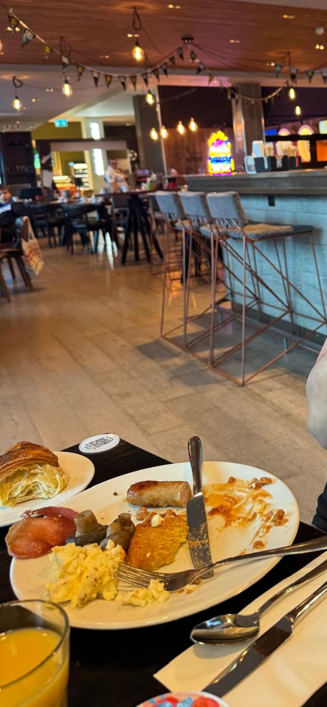 Hash browns were rock hard, had to leave it 