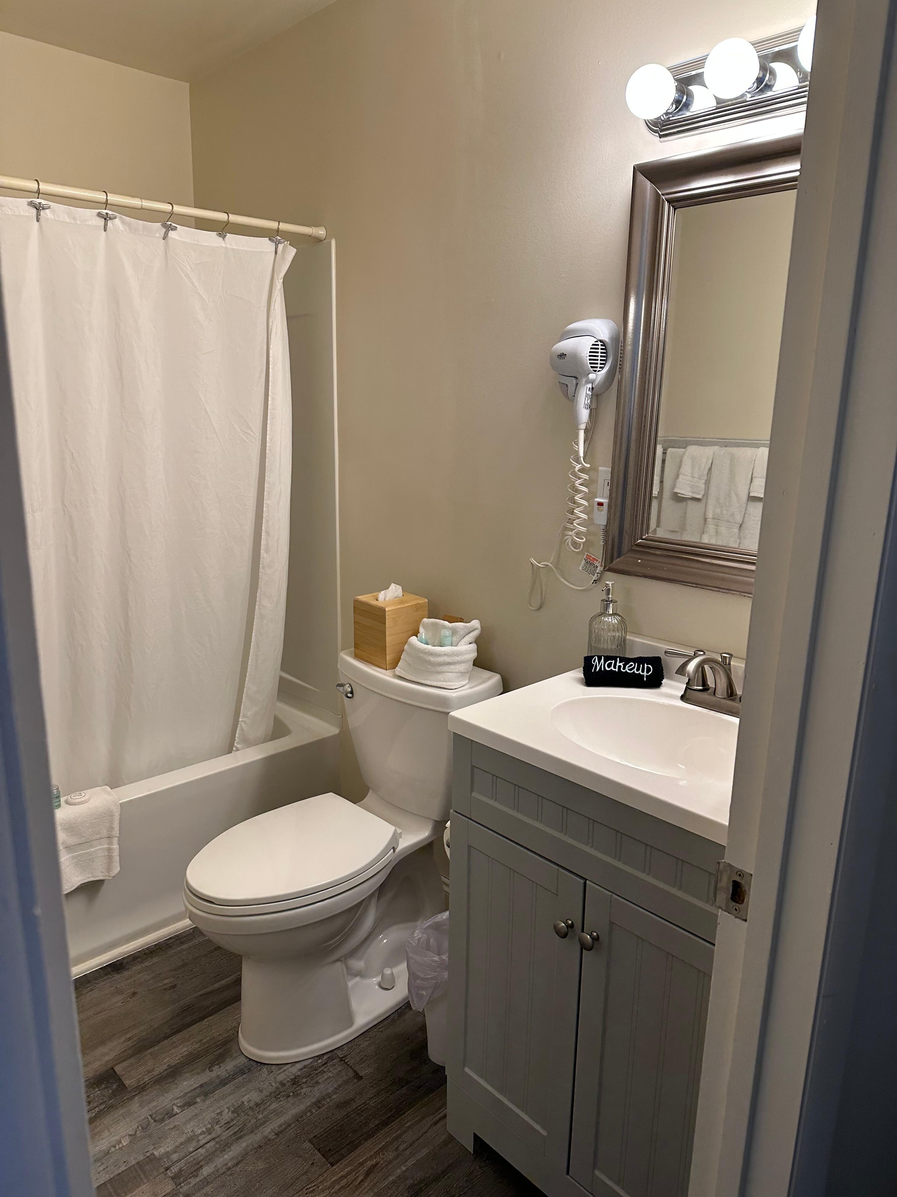 Ocean Glass Inn in Rehoboth Beach: Find Hotel Reviews, Rooms, and ...