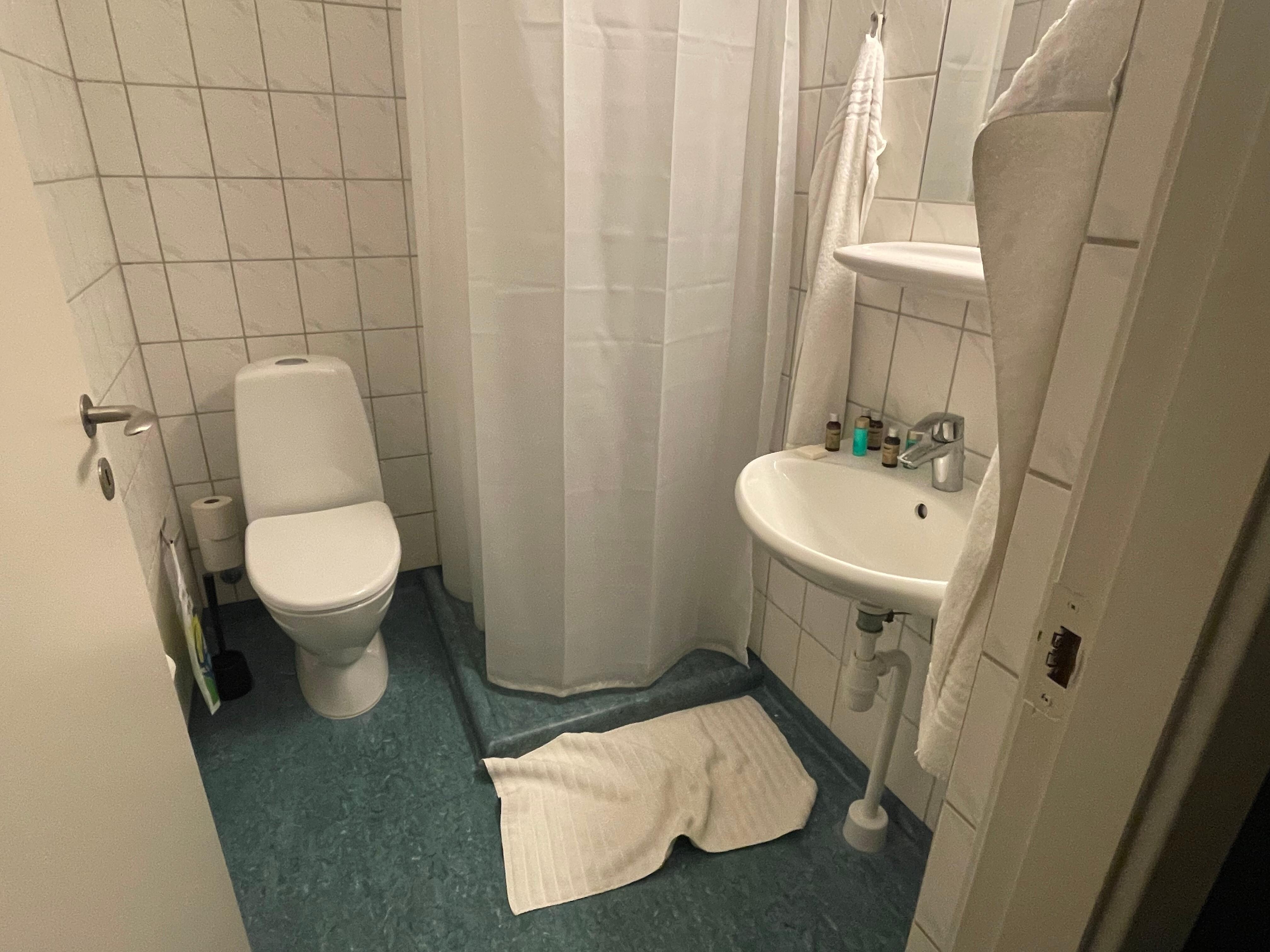Exposed all pipes in the bathroom
