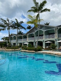 Uma das 3 piscinas da propriedade