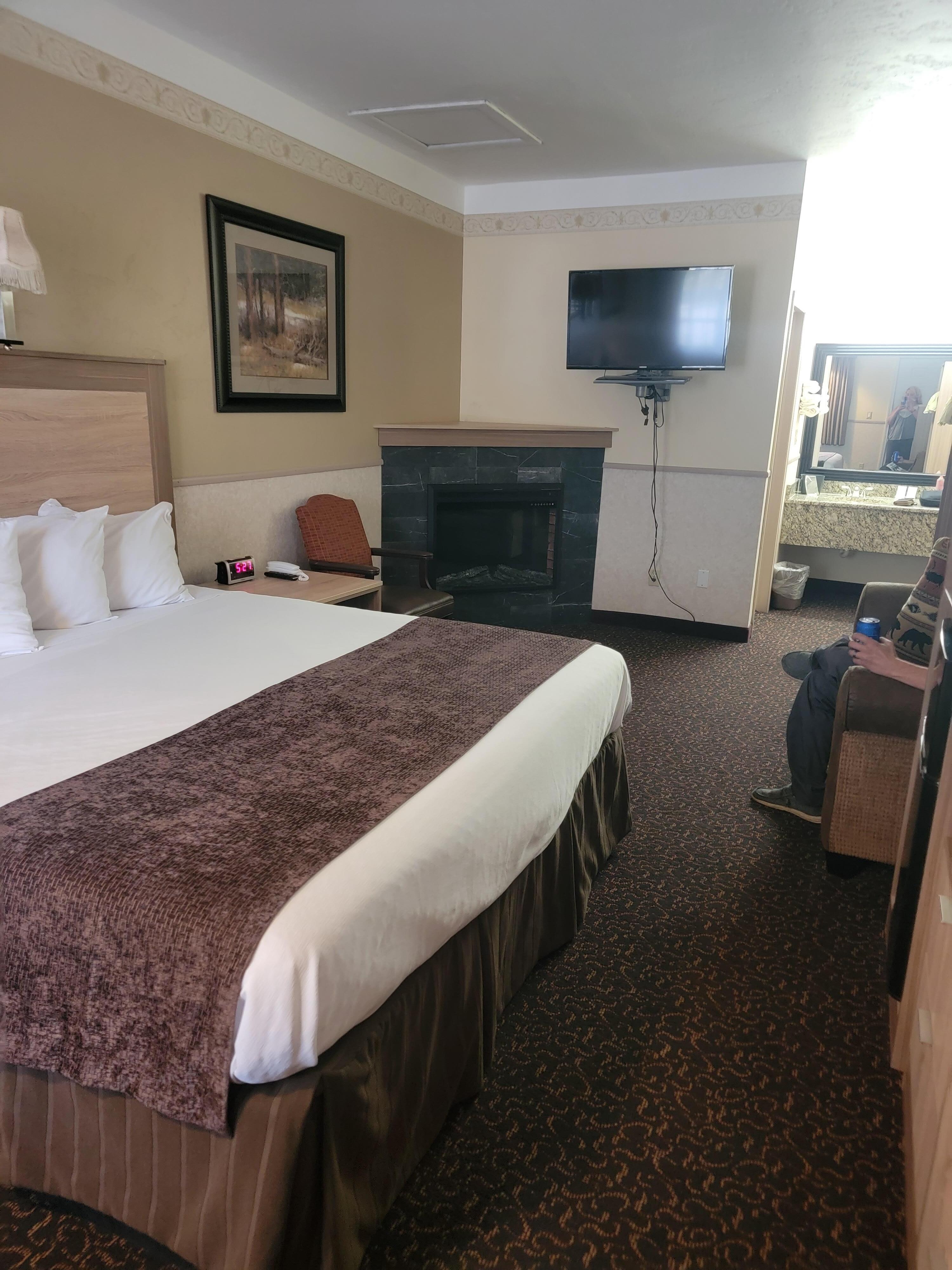 Book Silver Spruce Inn in Glenwood Springs | Hotels.com