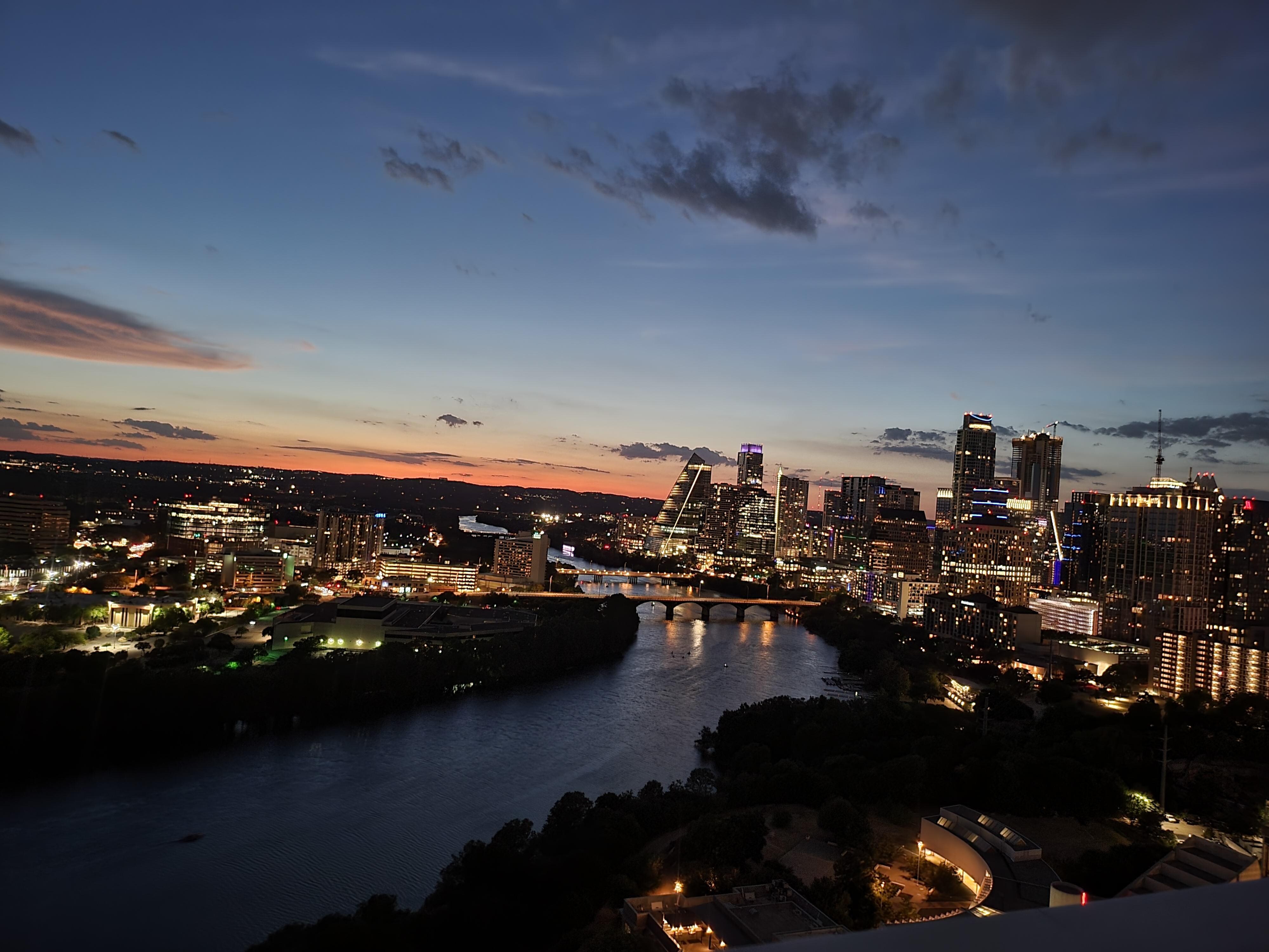 Book Austin Condo Hotel in Austin | Hotels.com