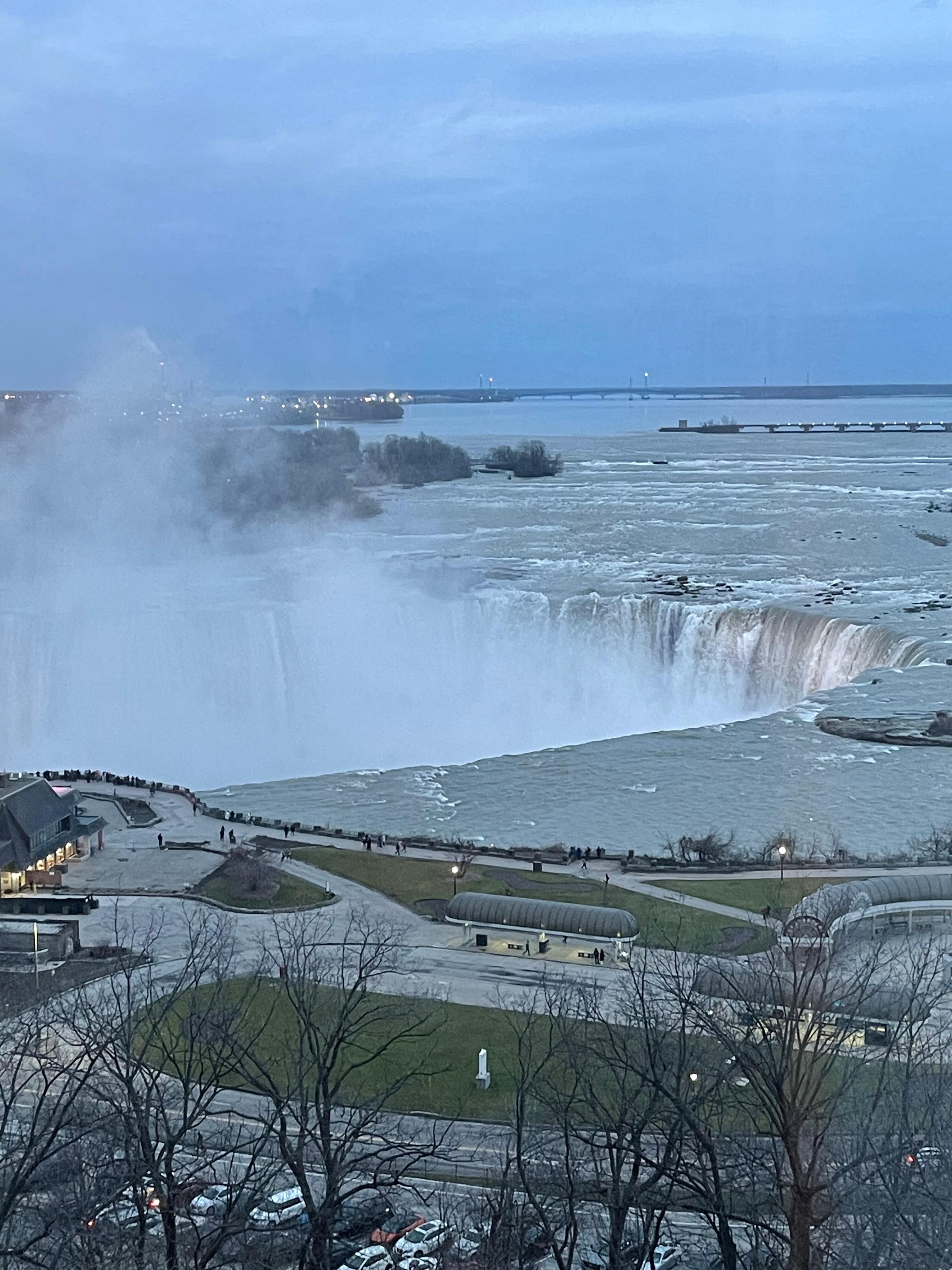 Book Marriott Niagara Falls Fallsview Hotel & Spa in Niagara Falls ...