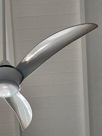 Ventilador cheio de pó