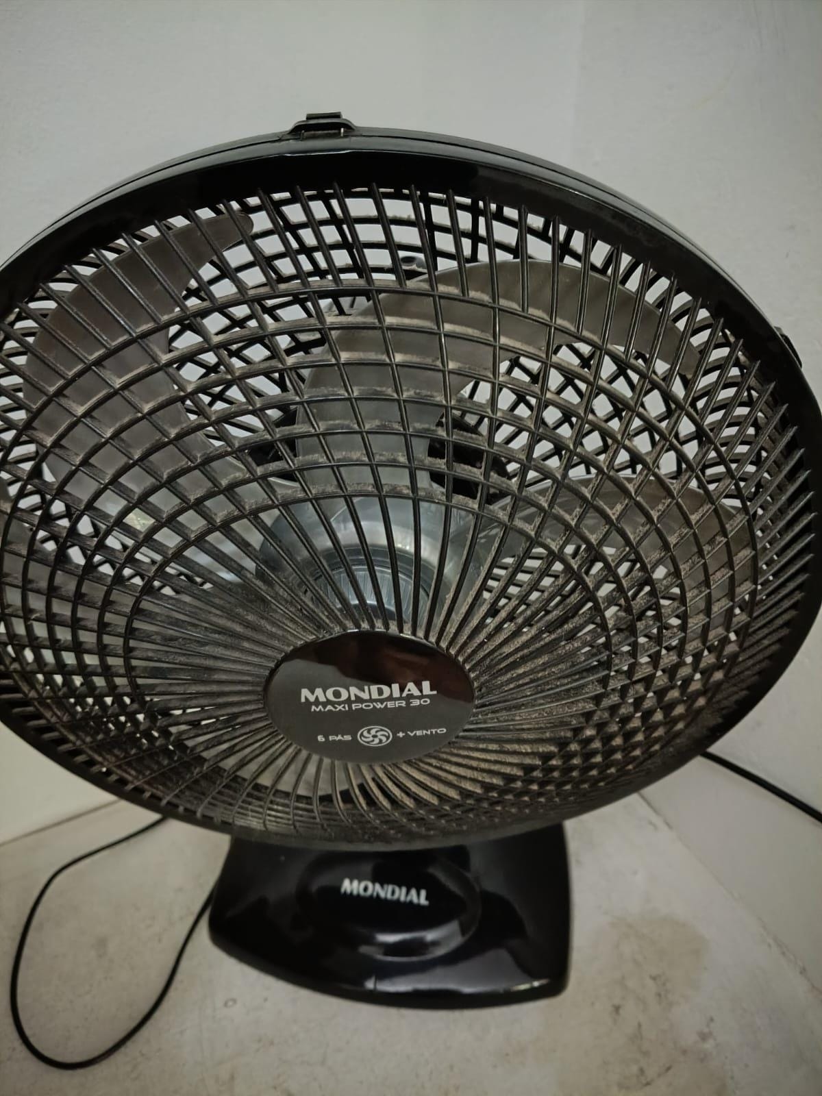 ventilador bastante sujo