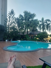 Liten pool med MKT kallt vatten ...