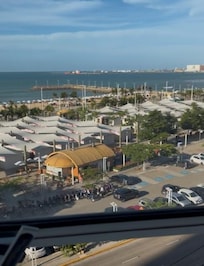 Vista diurna da janela do quarto