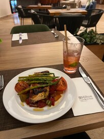 I’m telling you - get the salmon!