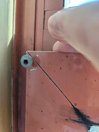 Losses fitting window, despite trying to screw it closed.