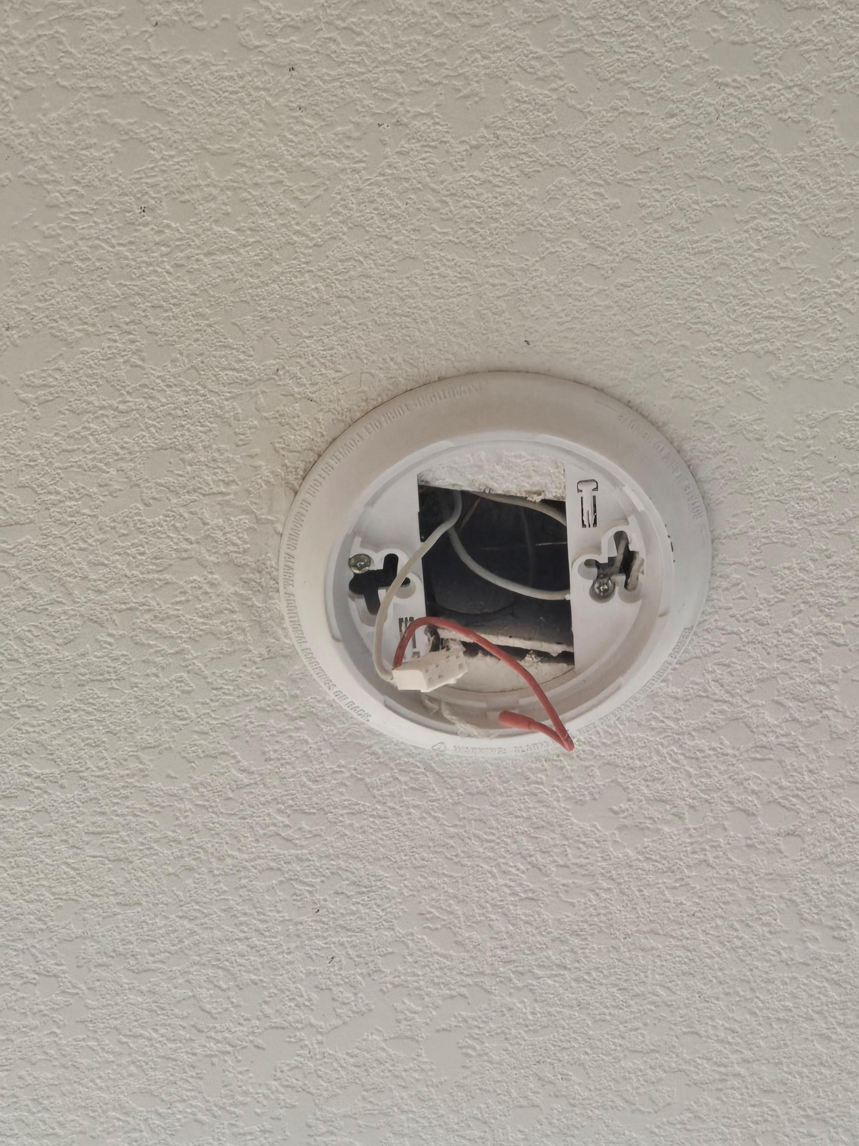 Missing smoke detector in my room