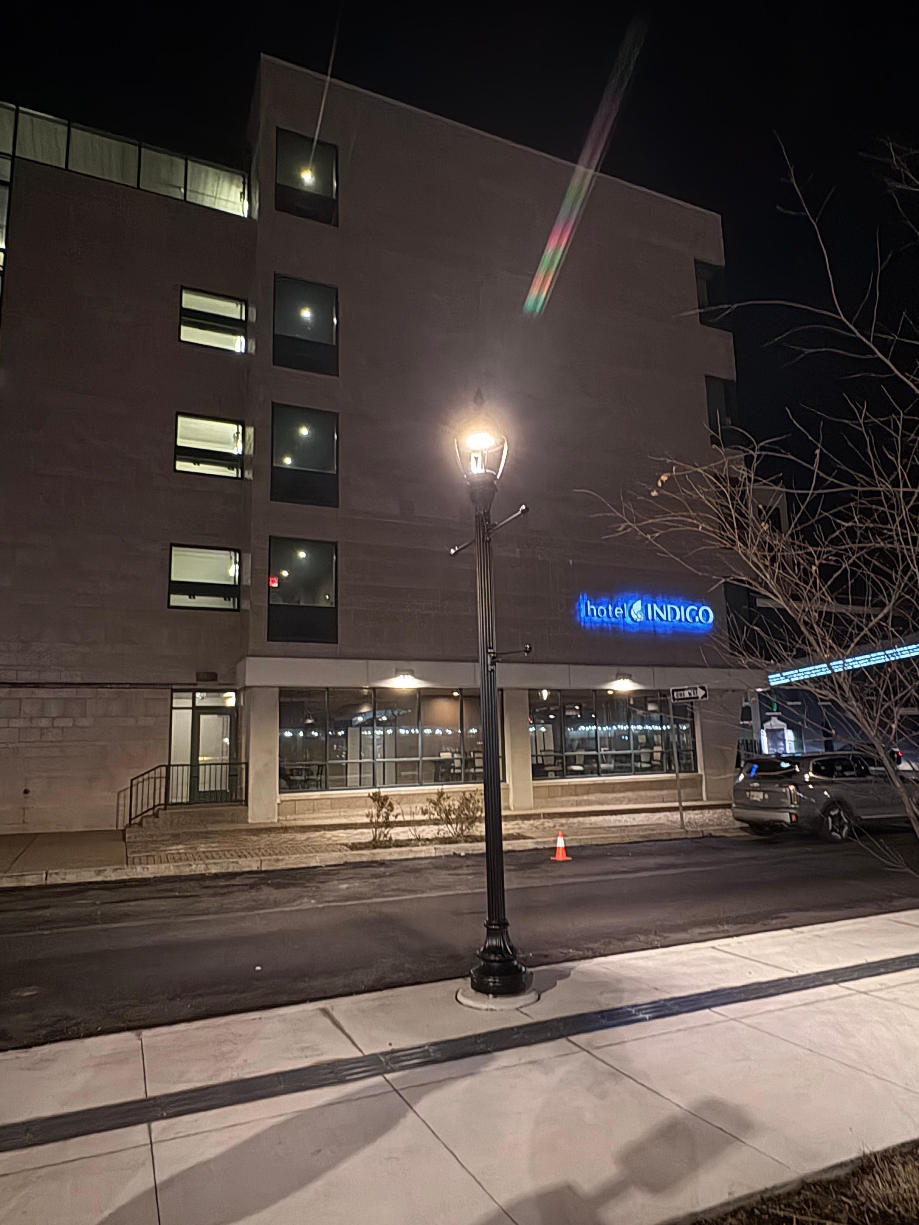 Convenient Location/Valet Parking