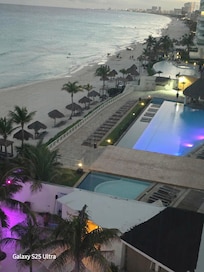 Ocean Dream
Part of my view😊
CANCUN 11/2025