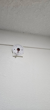 Missing smoke detector