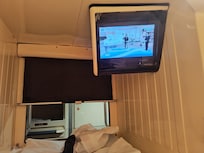 カプセルホテル内部2