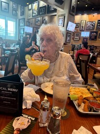 Big drinks! Great hotel!