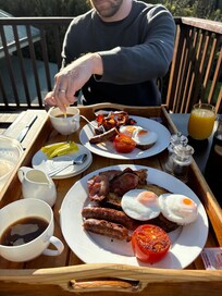 The amazing cooked breakfast delivered each day.