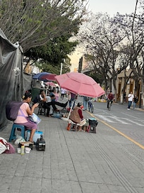 Tout près c’est la zocalo et c’est très coloré