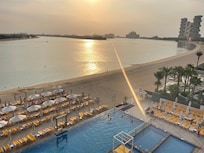 Solnedgang fra værelset