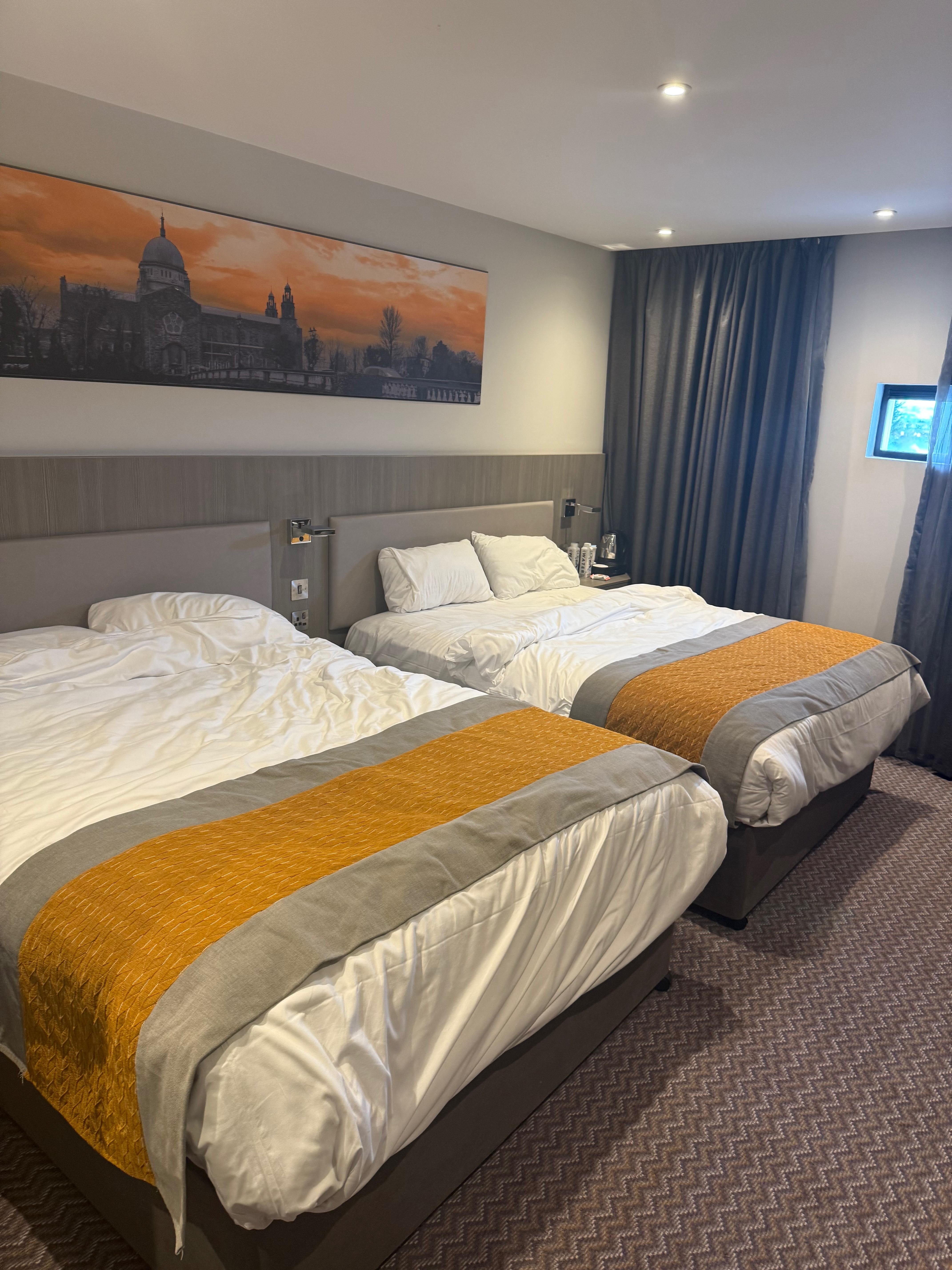 Double beds were very comfortable but did not have top sheets.  It was too warm for a blanket. 