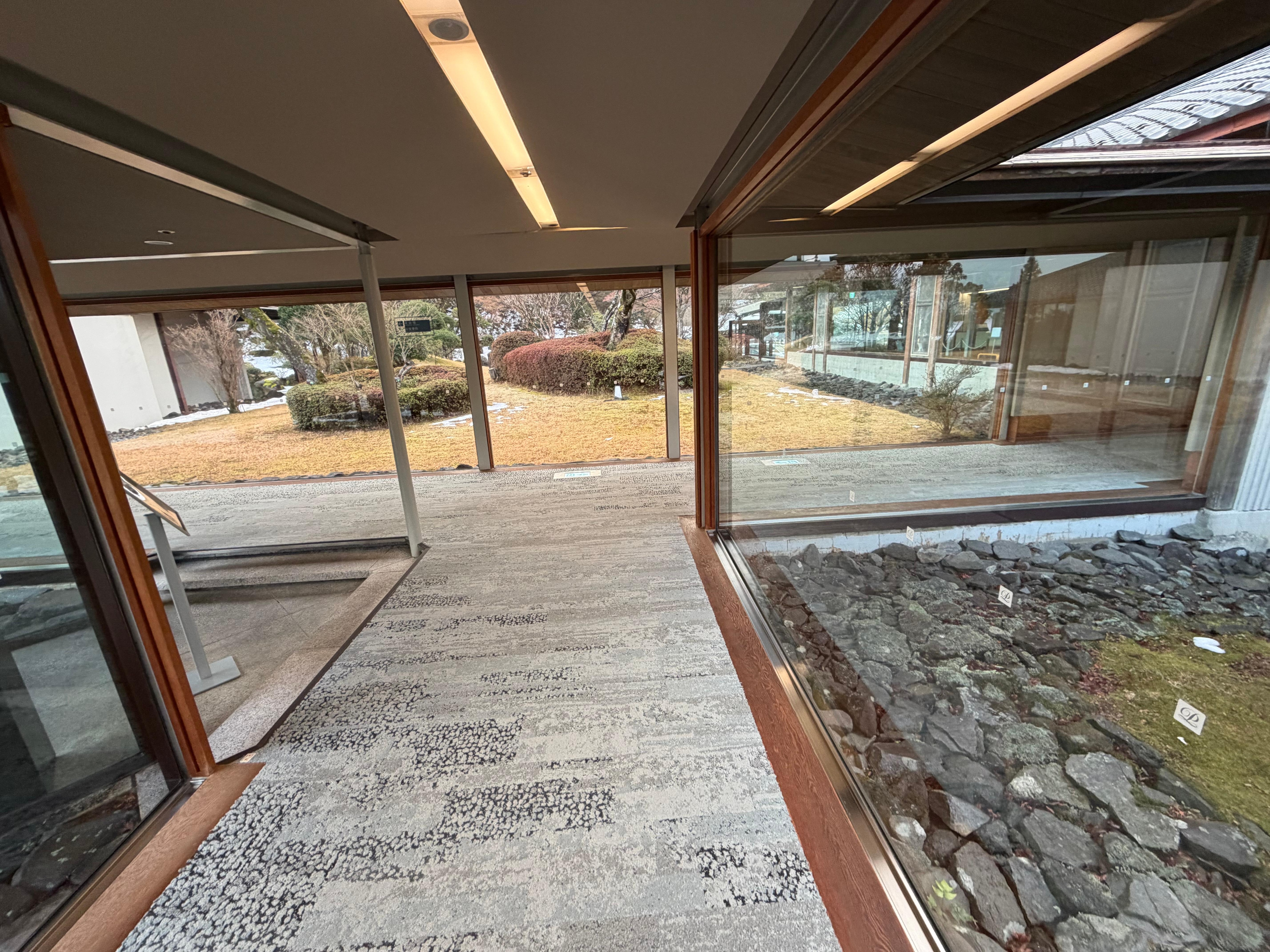 中庭も趣きがあってとても素晴らしい