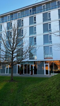 Good location - quiet but central