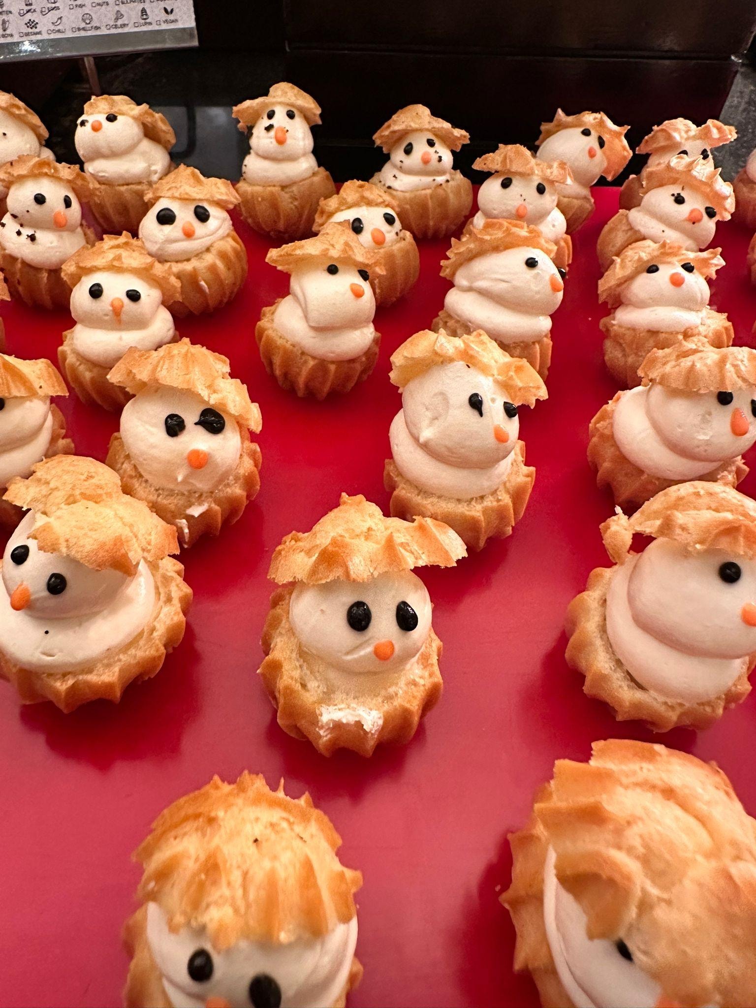 Easter dessert decorations 