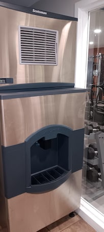 Ice Dispenser