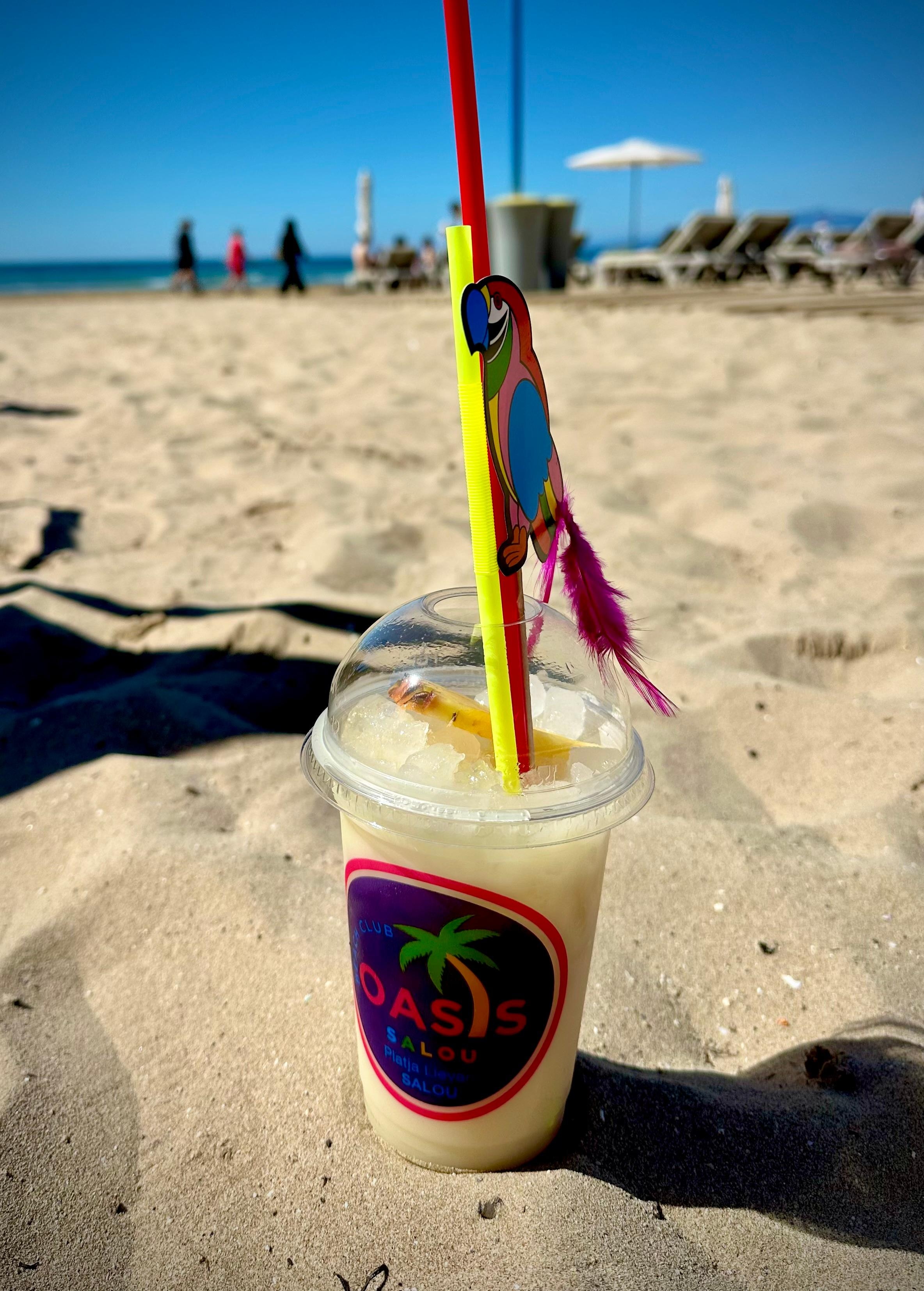 Sandy beach cafe bar options