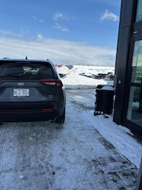 Barely space to push the caddy to the side door.