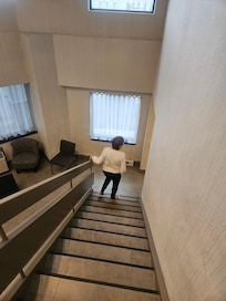 Very steep stairs to second floor,not good for those who have mobility or lots of luggage