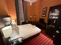 Senga var sliten og myk