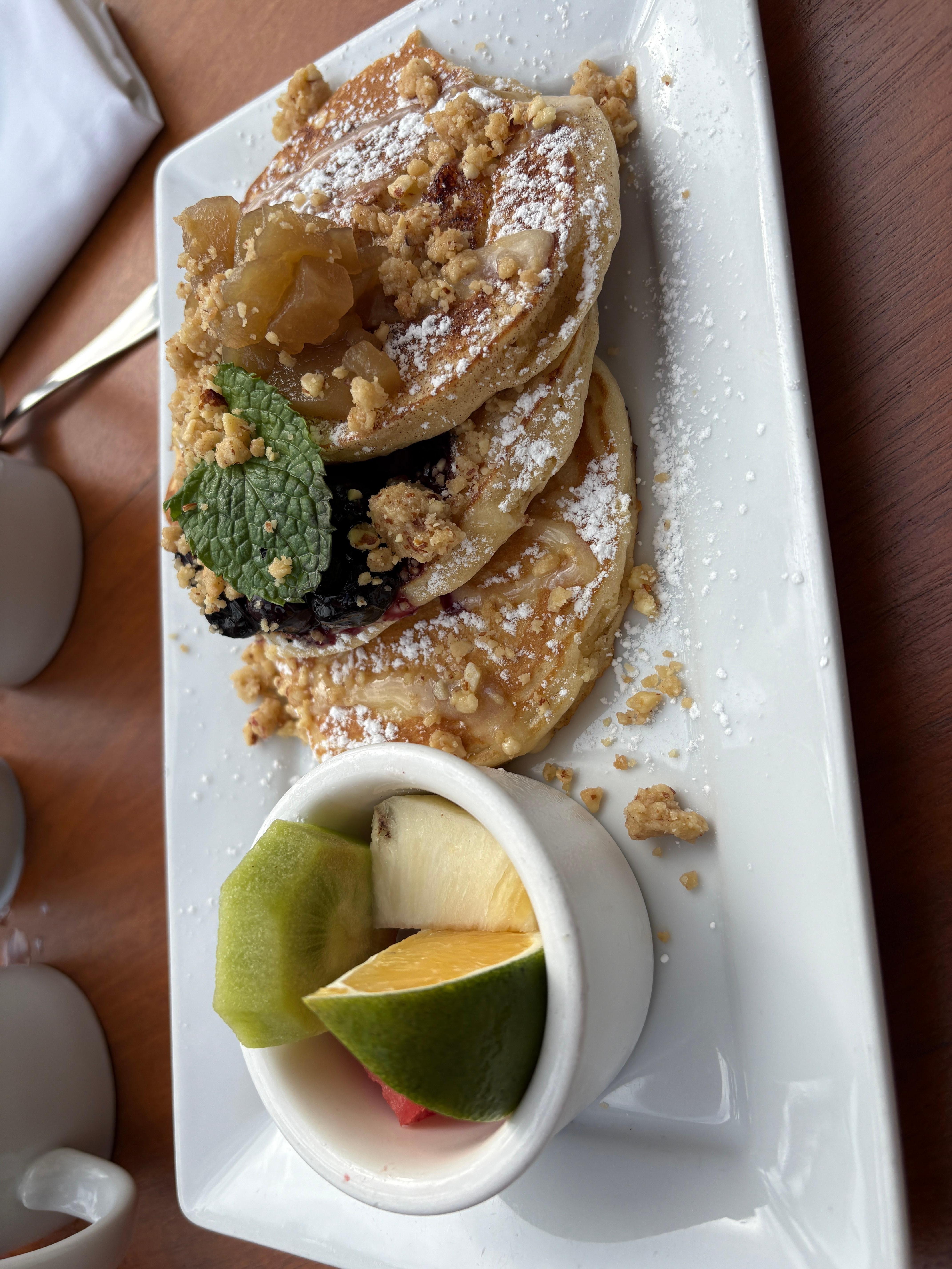 Beautiful details to breakfast.