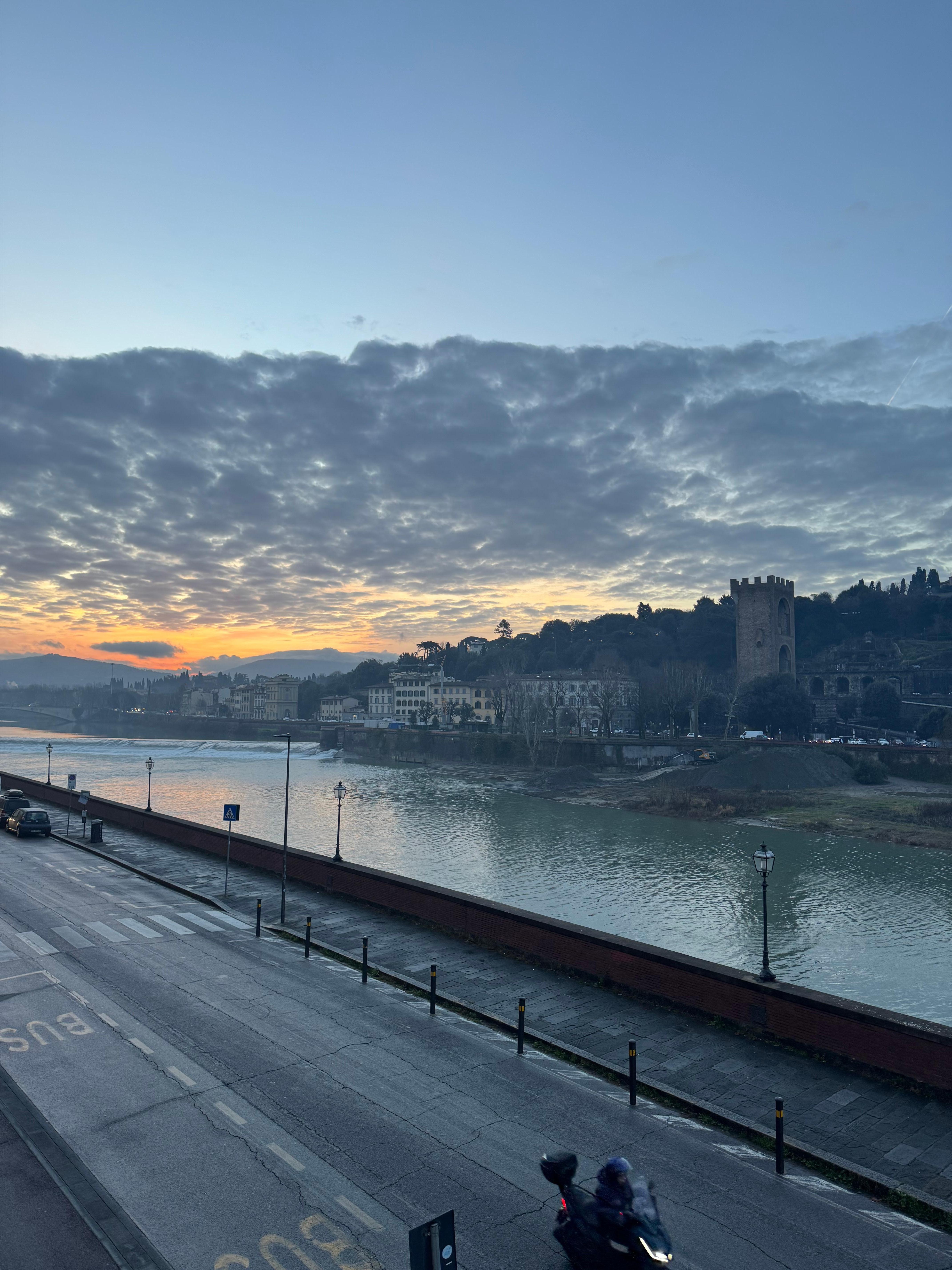 Vista do quarto
Ao
Amanhecer 