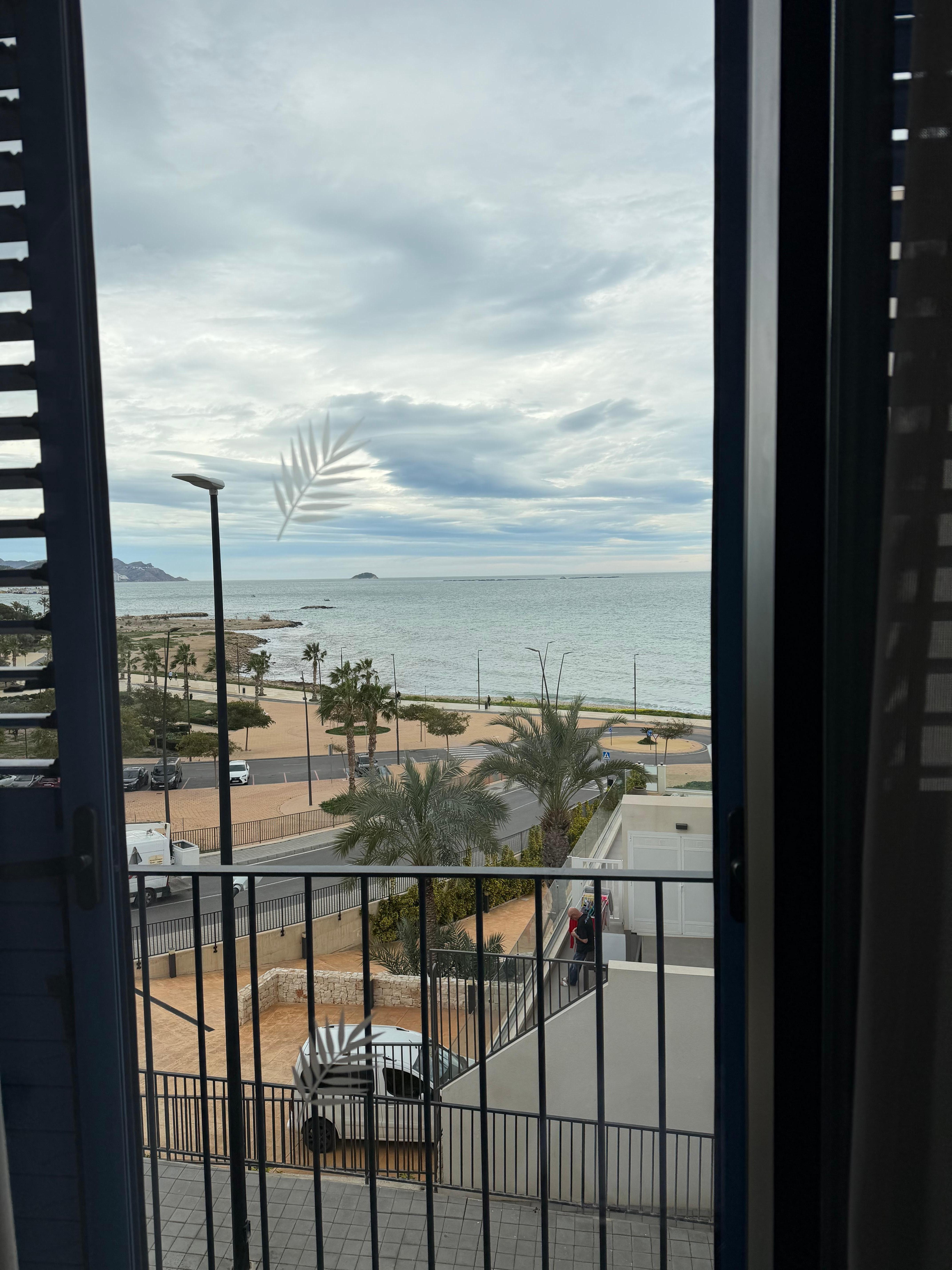 Utsikt från rum med havsutsikt.