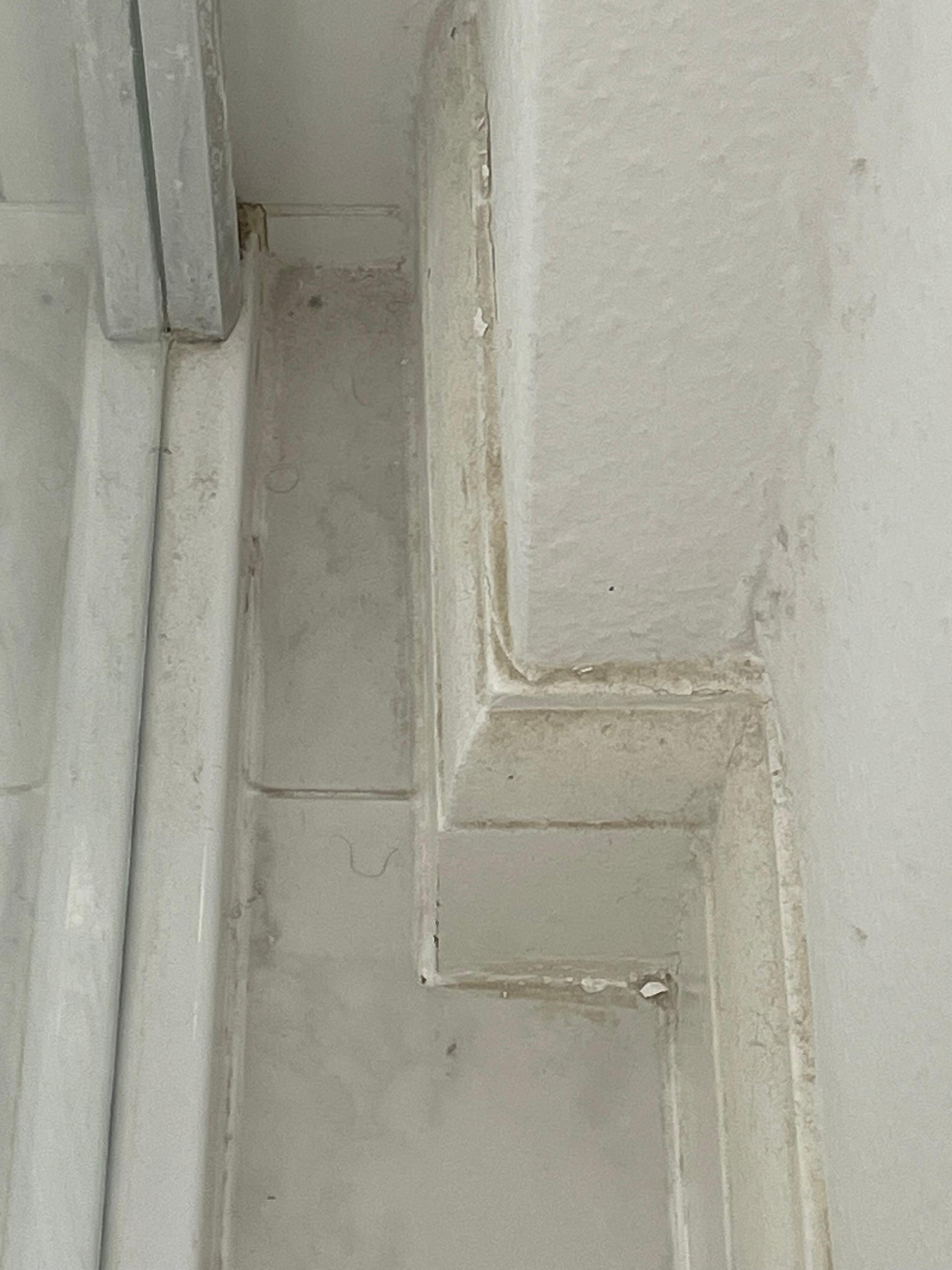 Dirty bathroom