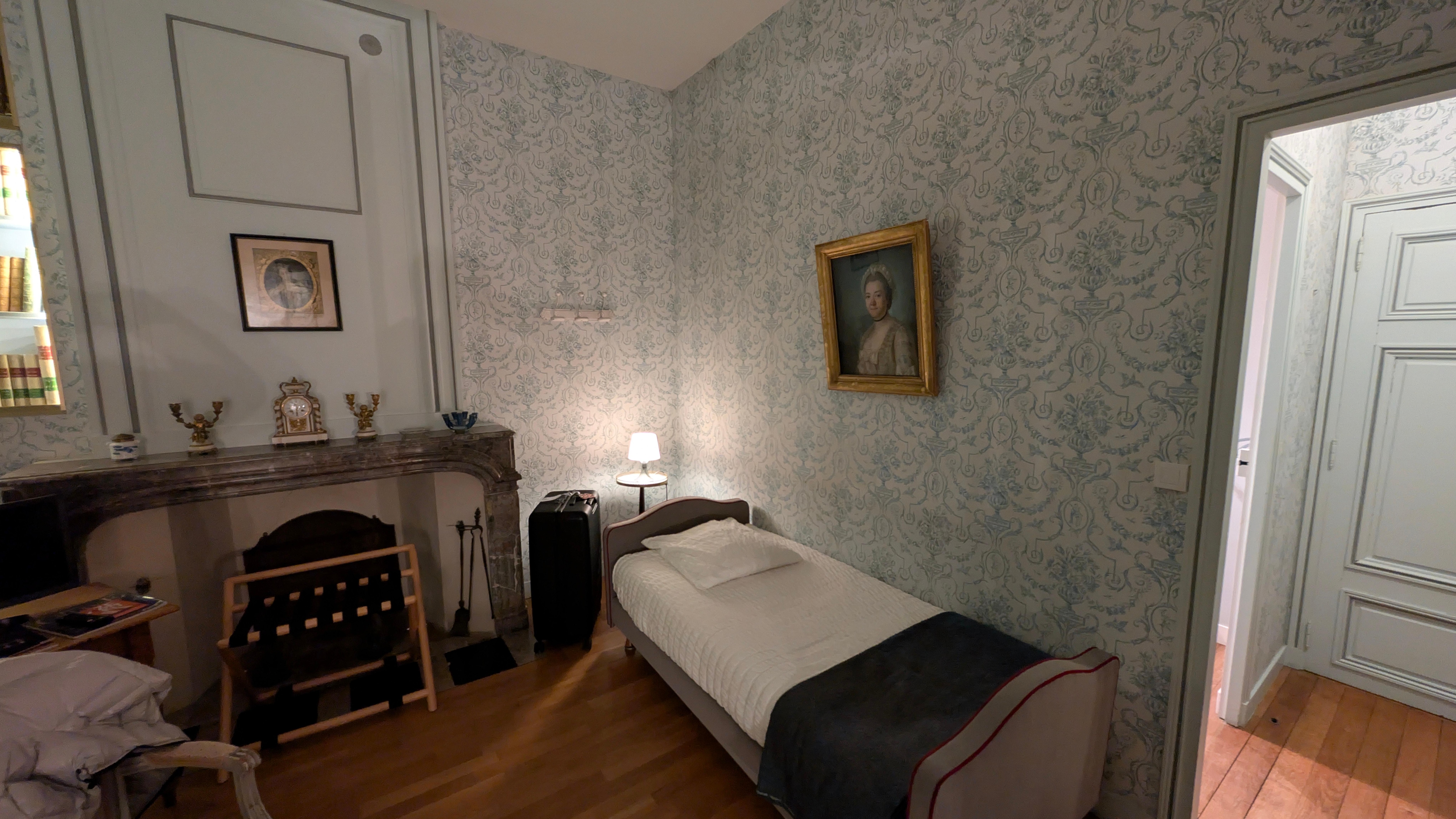 Salon / zweites Bett