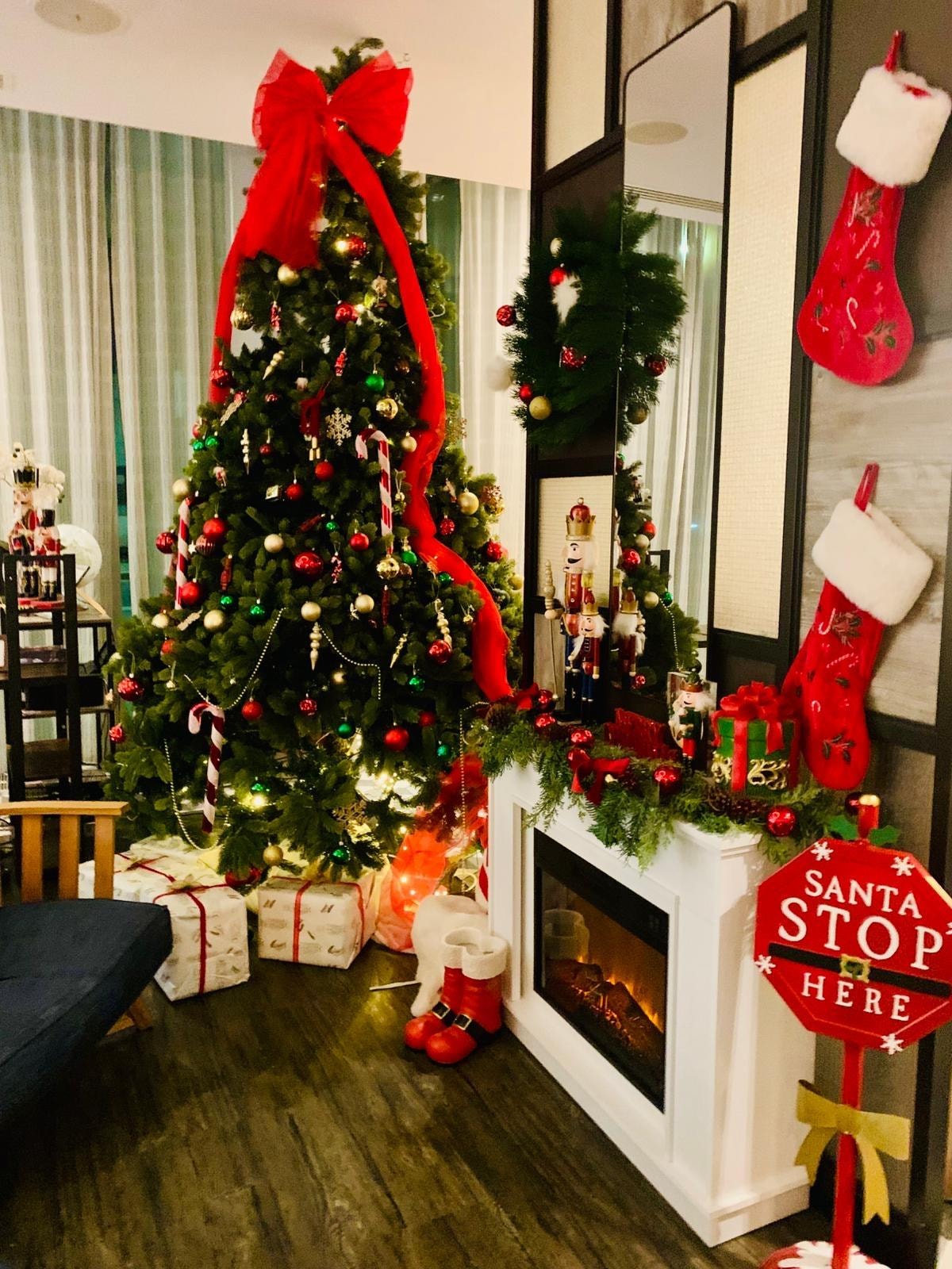 Reception. Spacious and cosy