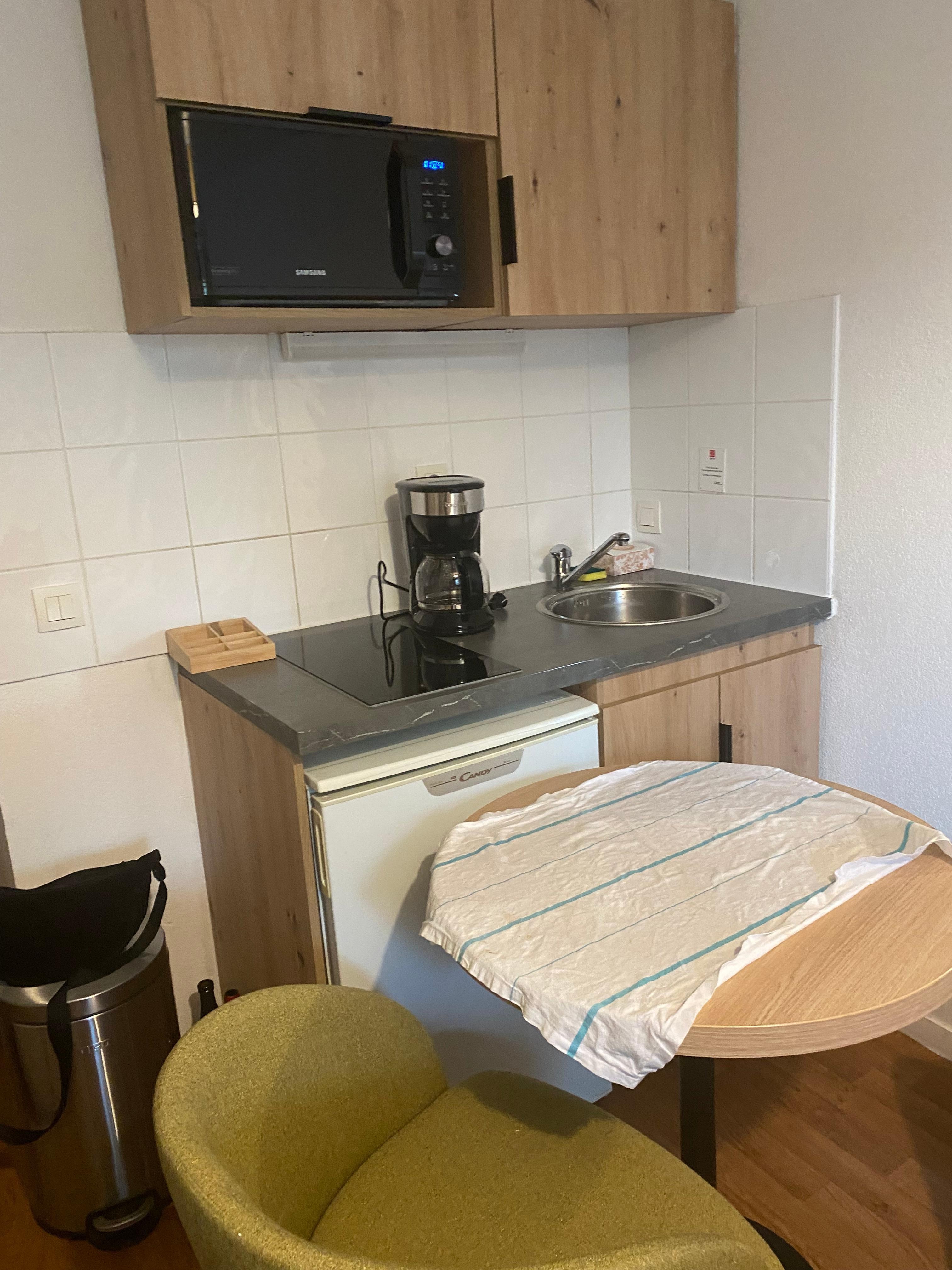 Kitchenette parfaite et complète 
