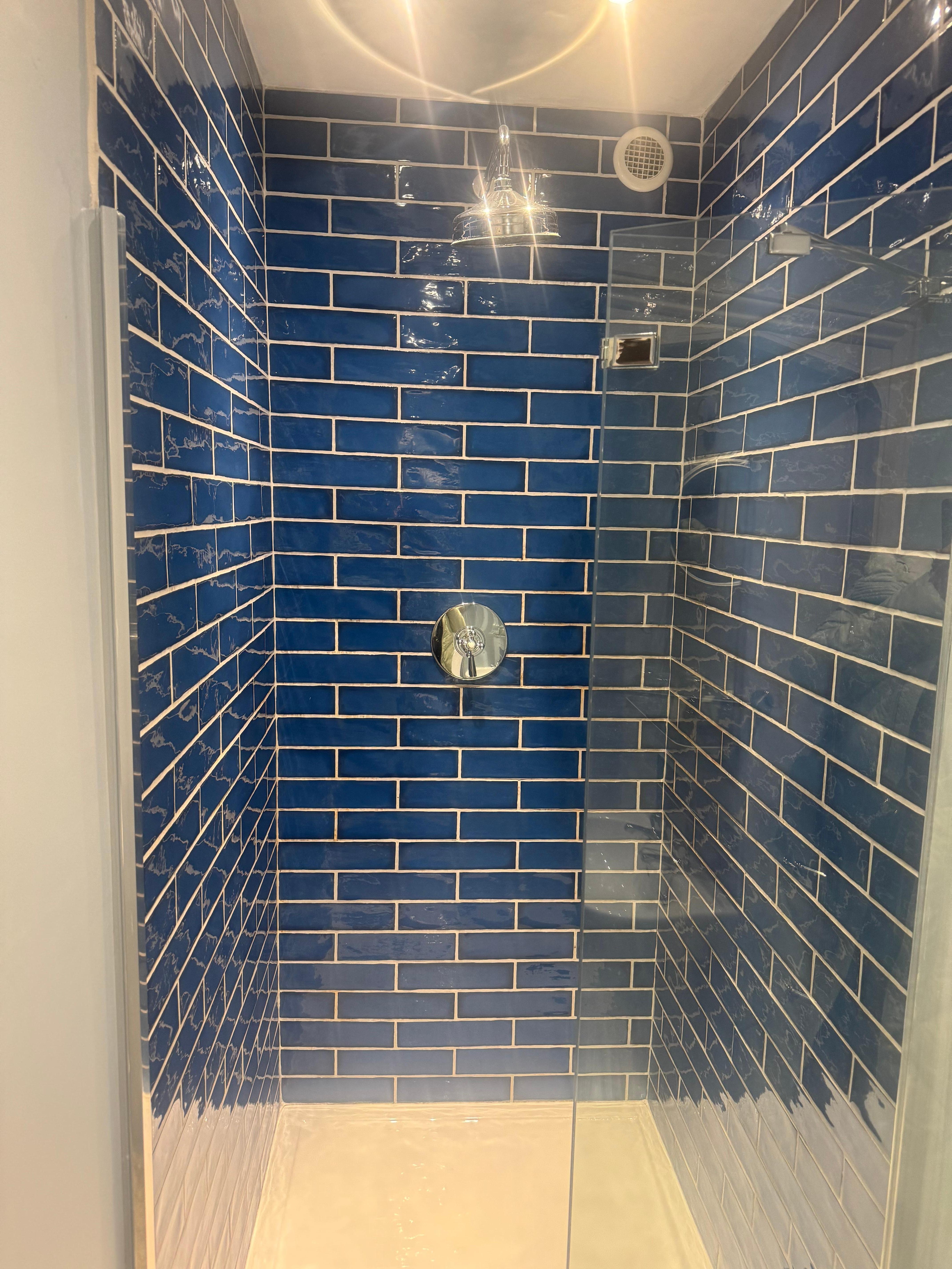 Giant shower fit for 2 😜