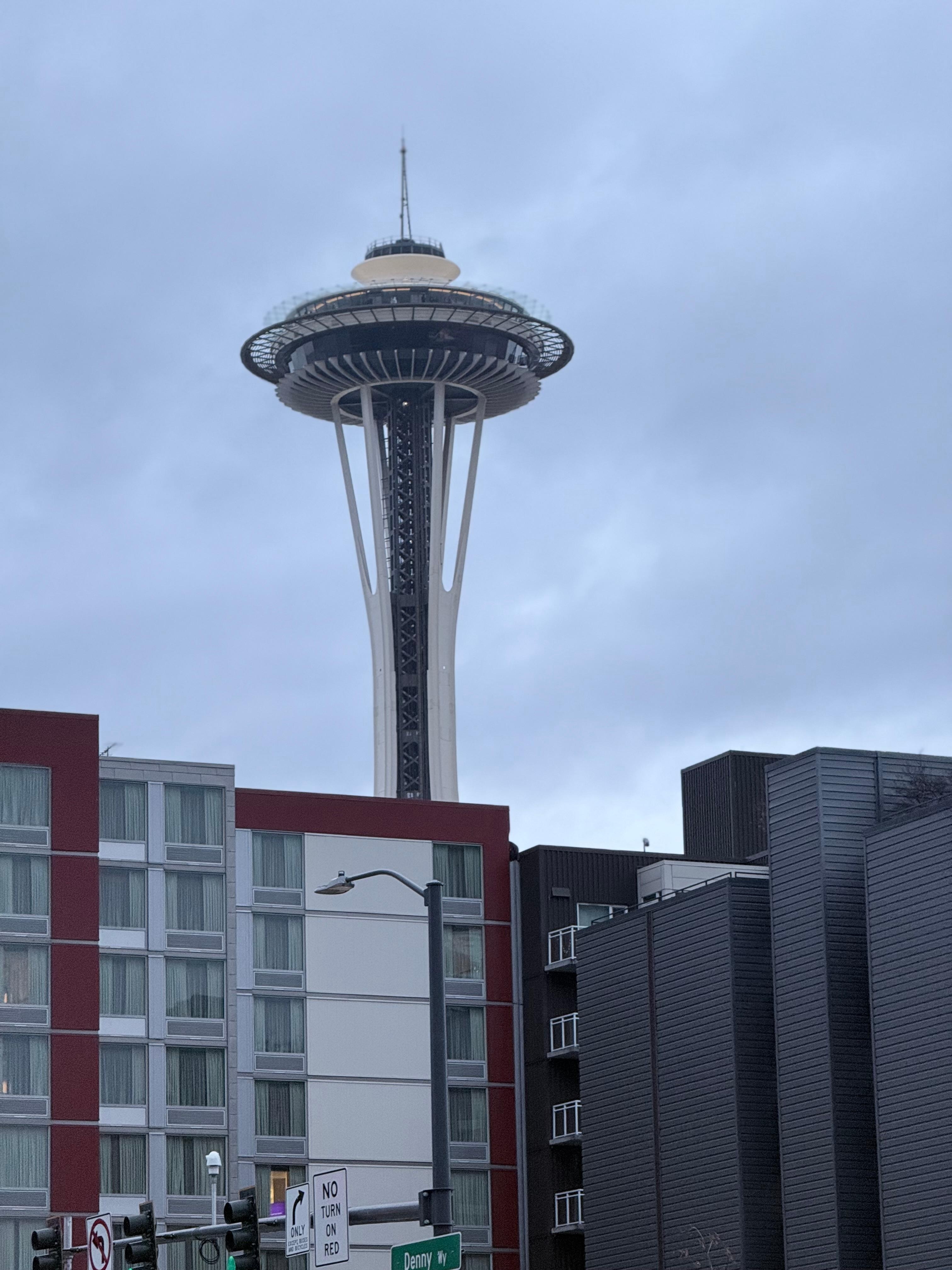 Standing in front of the hotel, I was treated to a stunning view of the Space Needle. The location couldn’t have been better—just across the street, Walgreens added a convenient bonus to my stay.