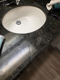 Broken counter top that wobbled