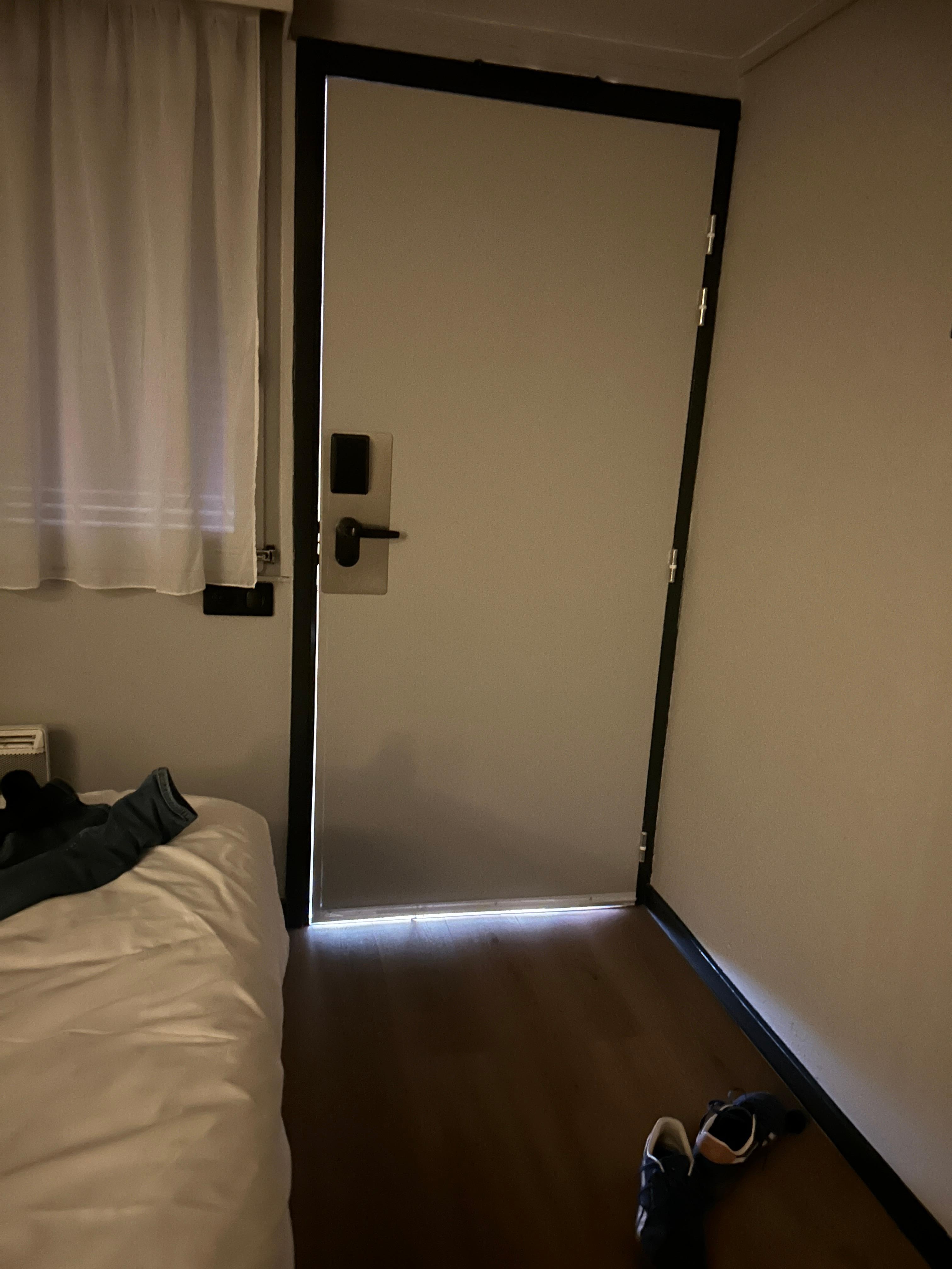 Porte verrouillé à clé 