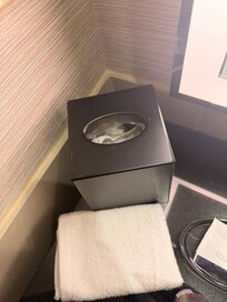 Empty free complementary napkins