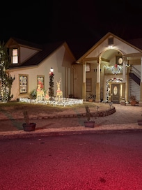 The Smith House at Christmas 2025