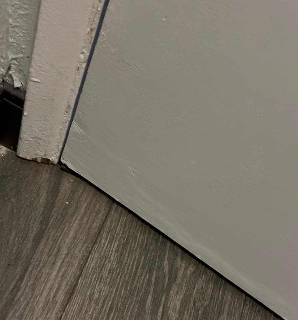 Bathroom seems to need some maintenance… but overall it was ok. 