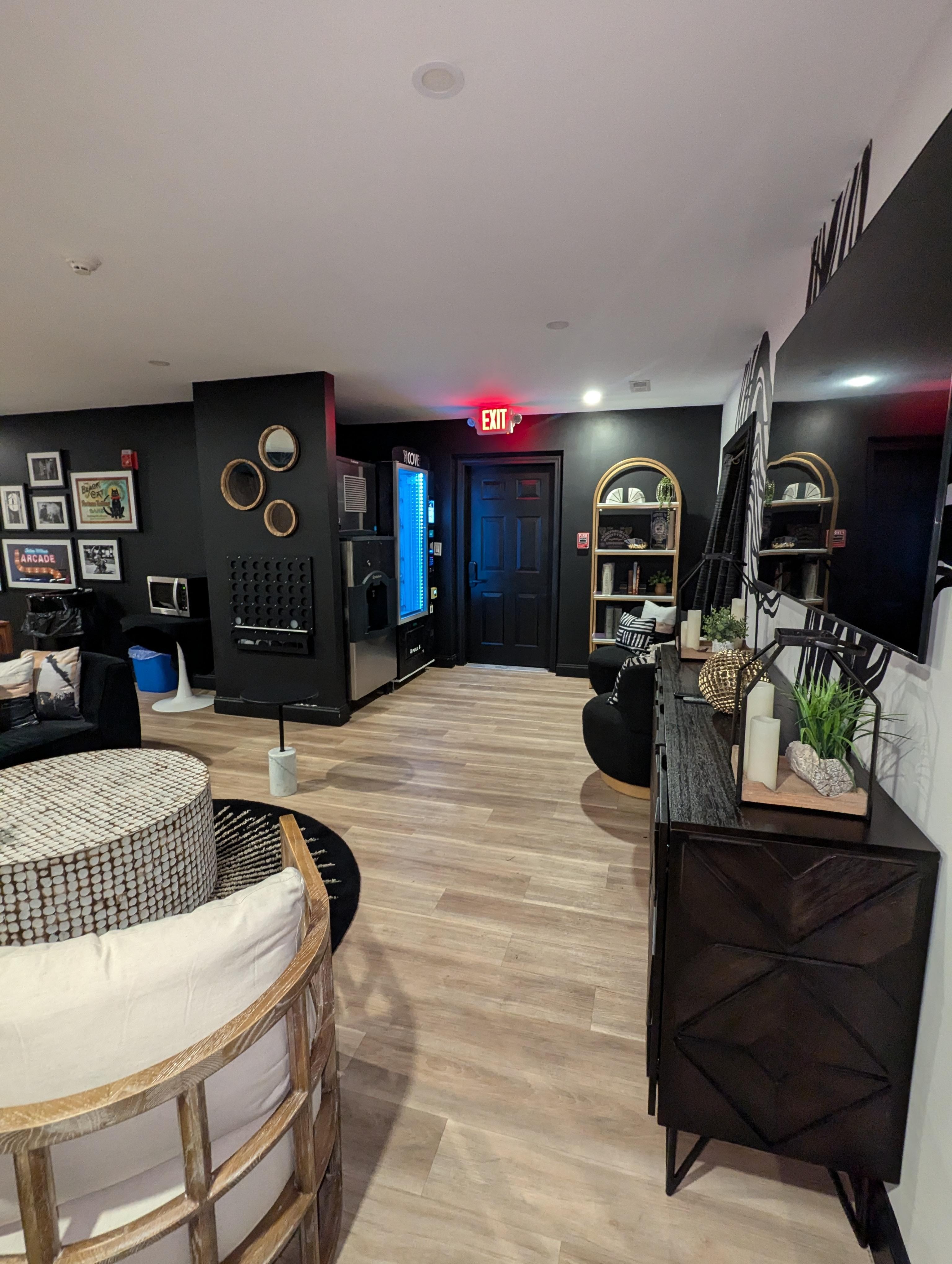 Game room/microwave/vending 