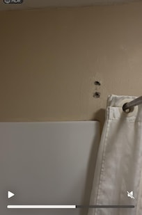Disconnected shower rail