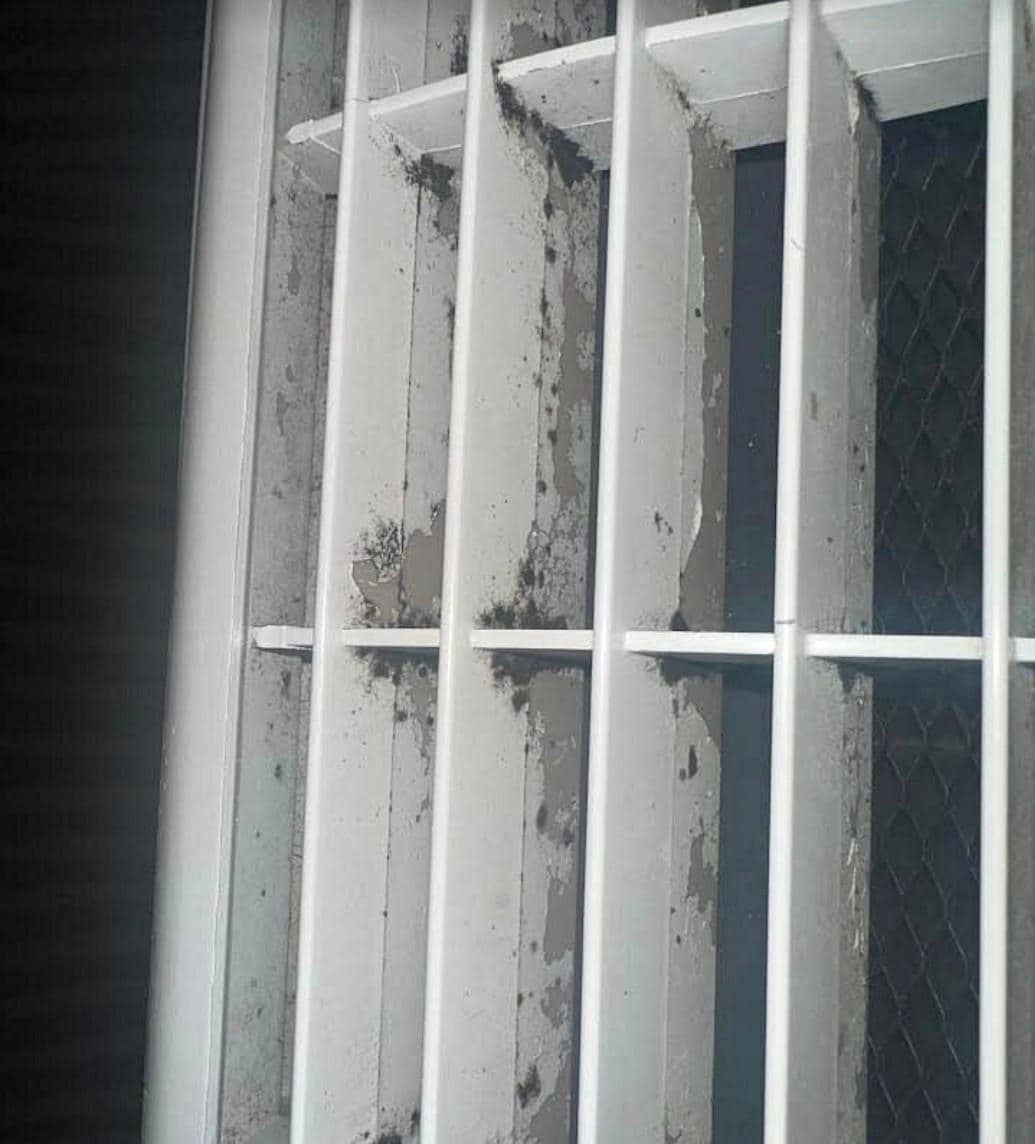 Dirty ac/ heating vents 