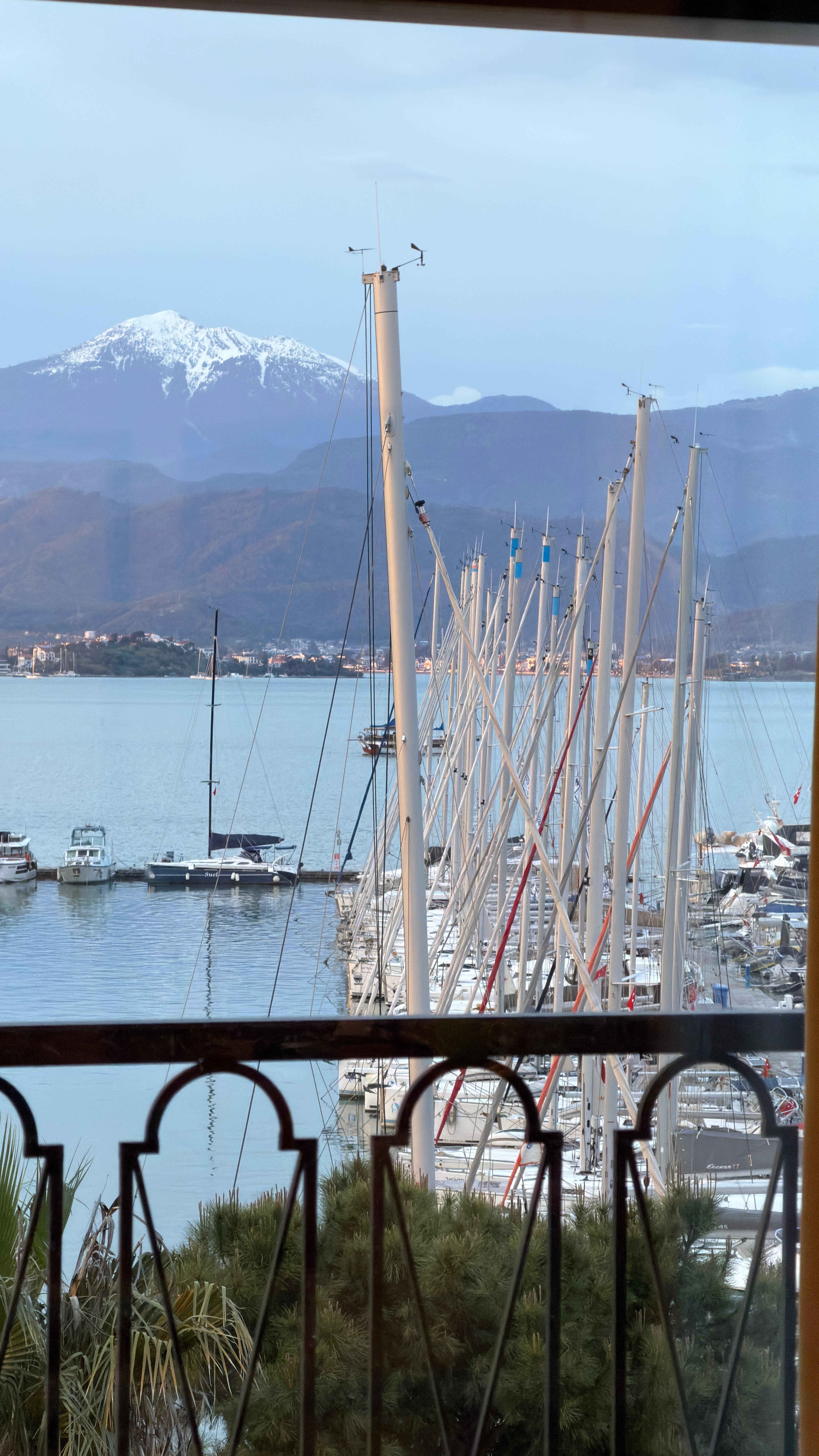 Manzarmız 3. Katta olduğumuz için çok güzeldi.