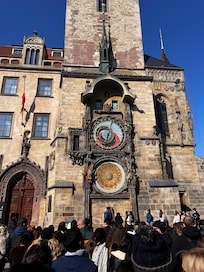 Meydana 40 metre uzaklıkta.